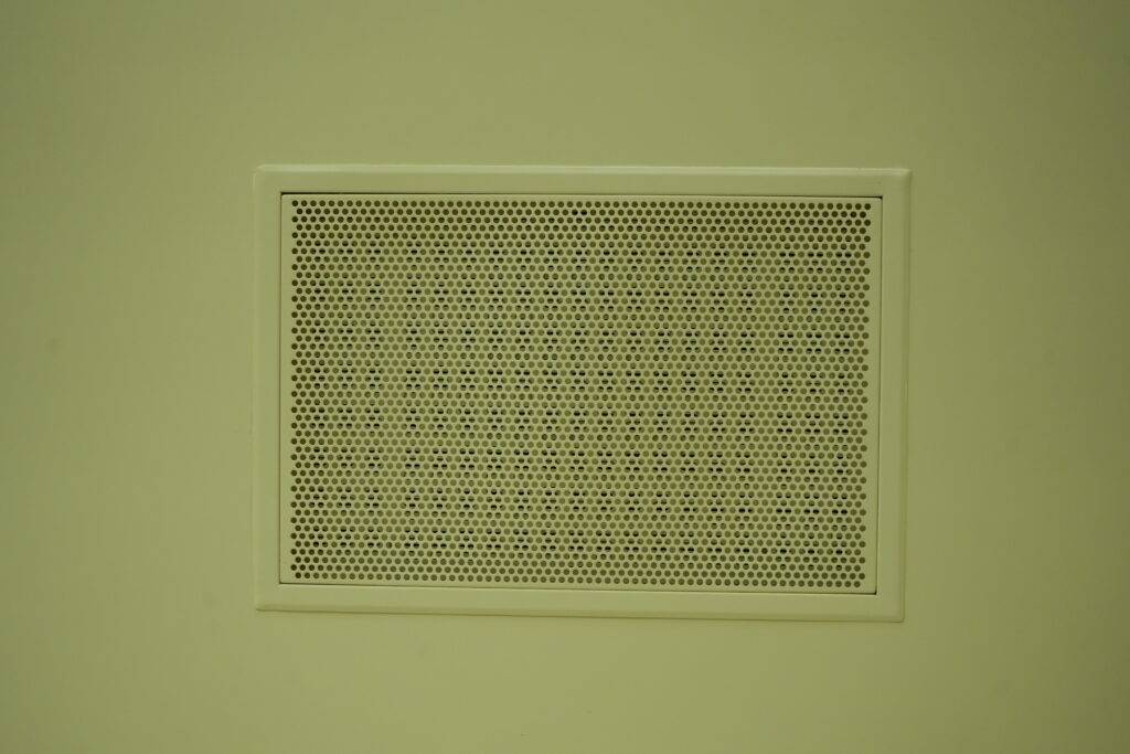 Modular OT & Medical Equipment | Workspace Metal Solutions